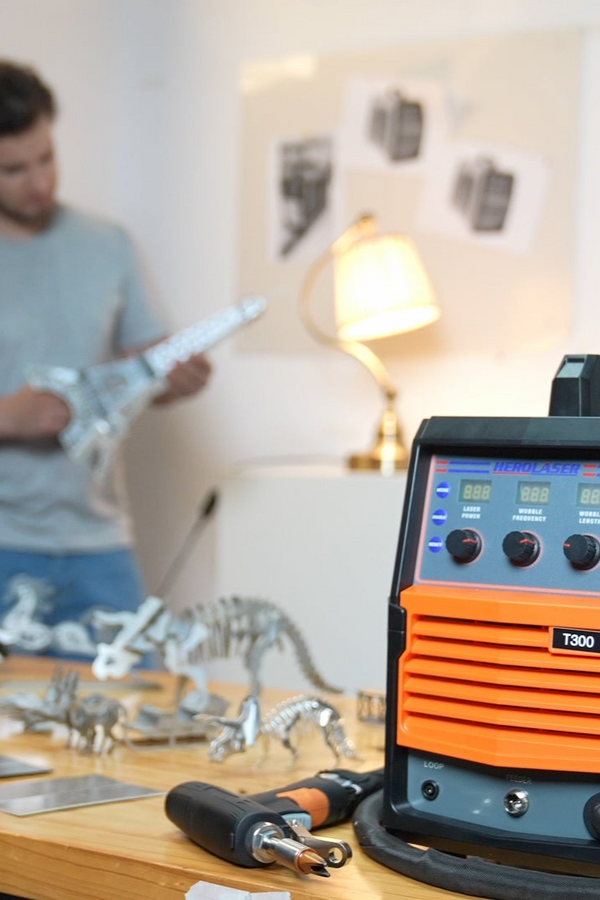 Herolaser T1 Laser Welding Machine Handheld 700W Fiber Laser Welder